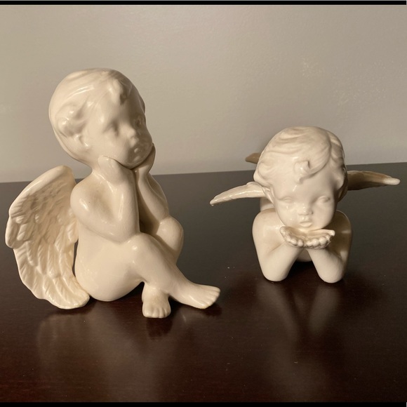 No brand | Accents | Vintage Pair Of Ivory Ceramic Cherubs | Poshmark